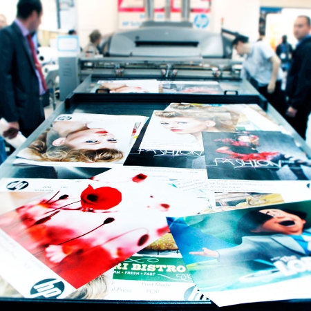 HP Large-Format Media | HP Production Matte Poster Paper, 3-in Core